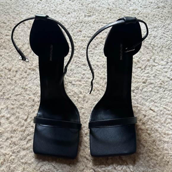 PrettyLittleThing | Shoes | Pretty Little Thing Square Toe Heel | Poshmark